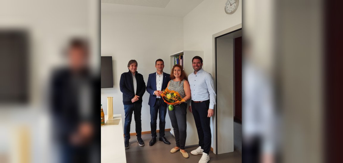 Nina Rogalski seit 25 Jahren im Dienst der Stadtverwaltung | Groß ...